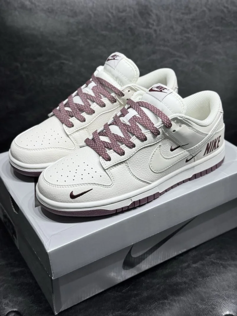 Nike Dunk Shoes