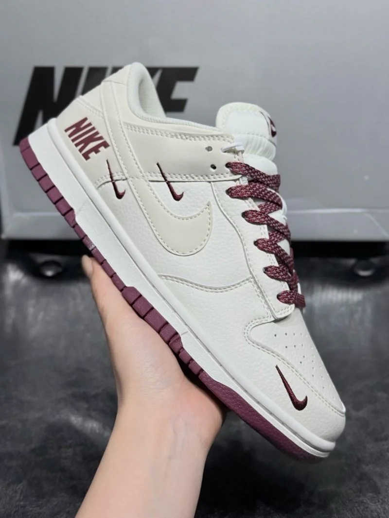 High accuracy Nike Dunk Shoes