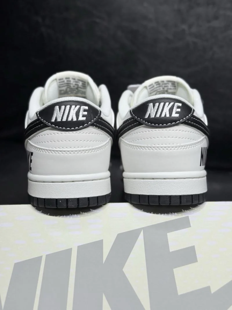Bargain Nike Dunk Shoes