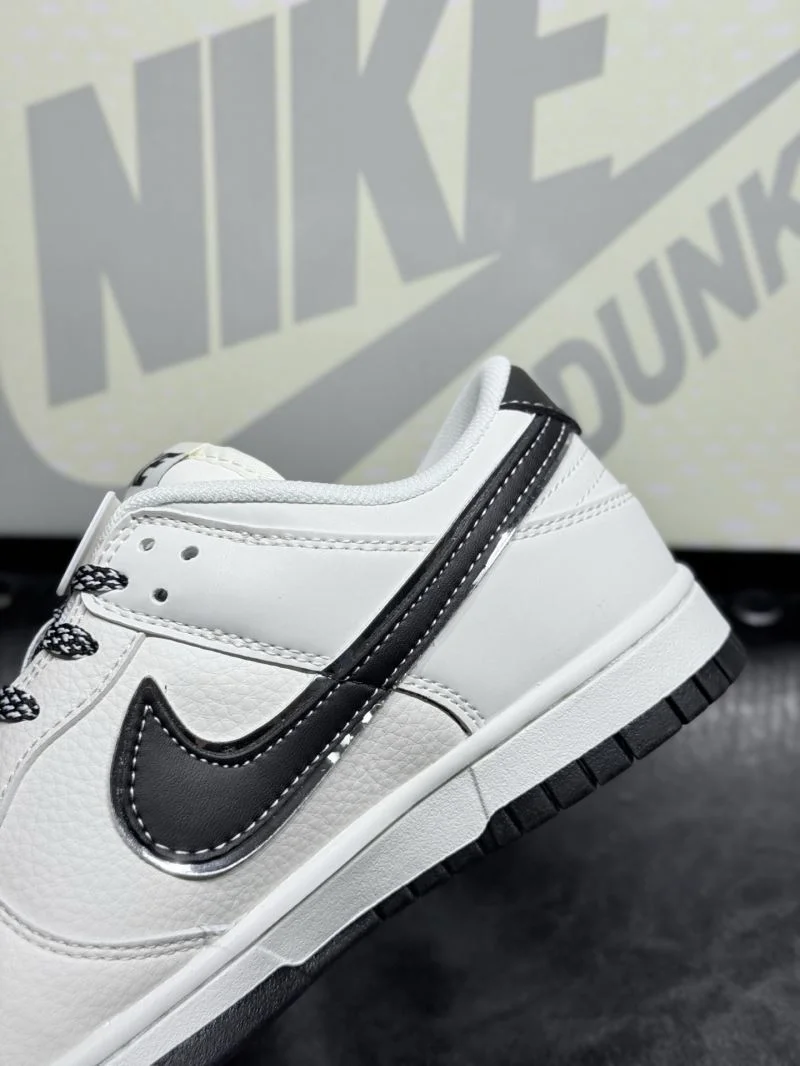 Bargain Nike Dunk Shoes