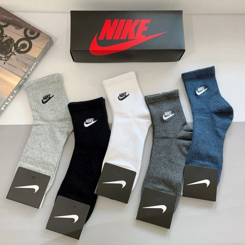 1:1 copy Nike Socks