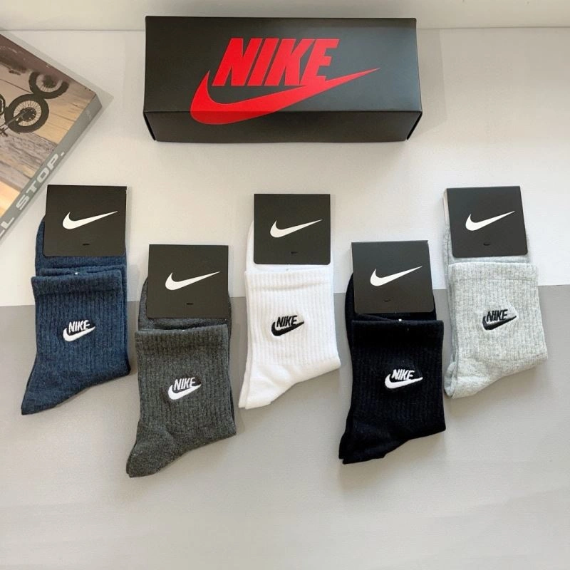 1:1 copy Nike Socks