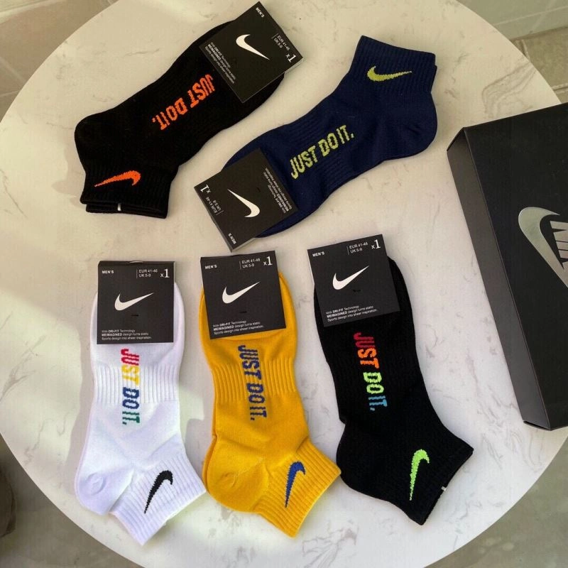 Legit Nike Socks