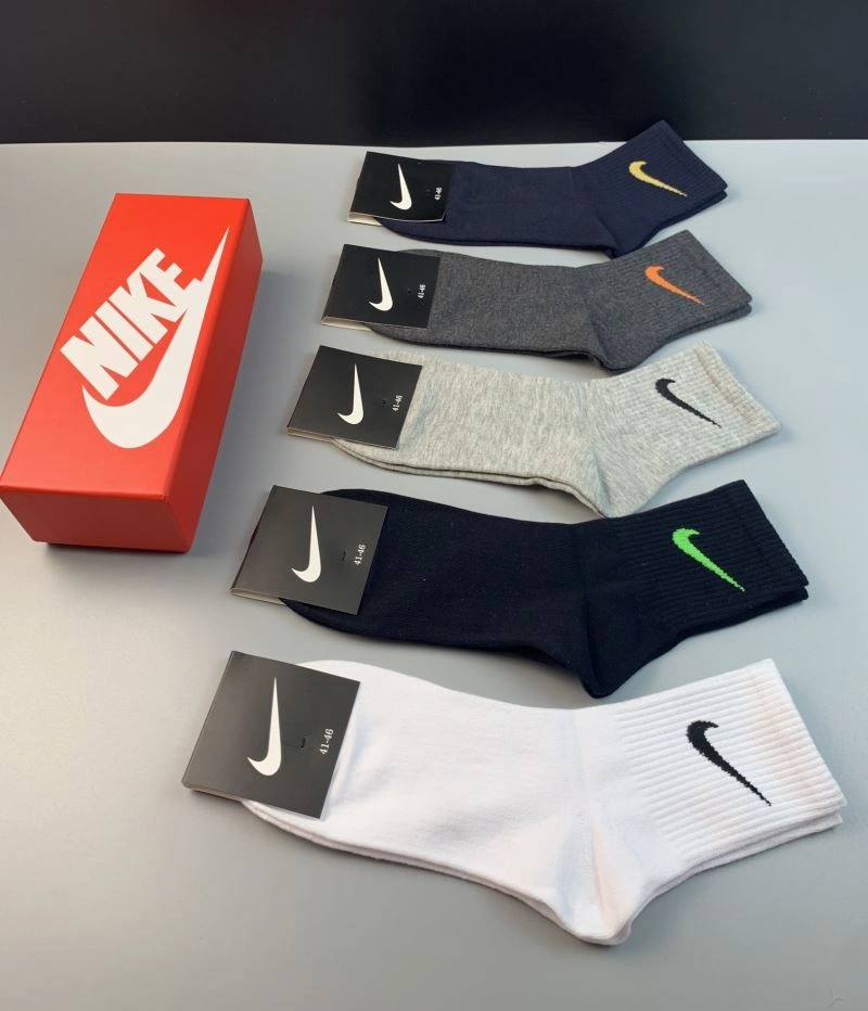 Affordable Nike Socks