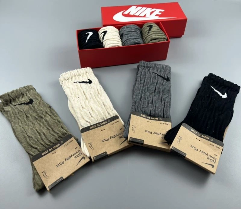 Inexpensive Nike Socks