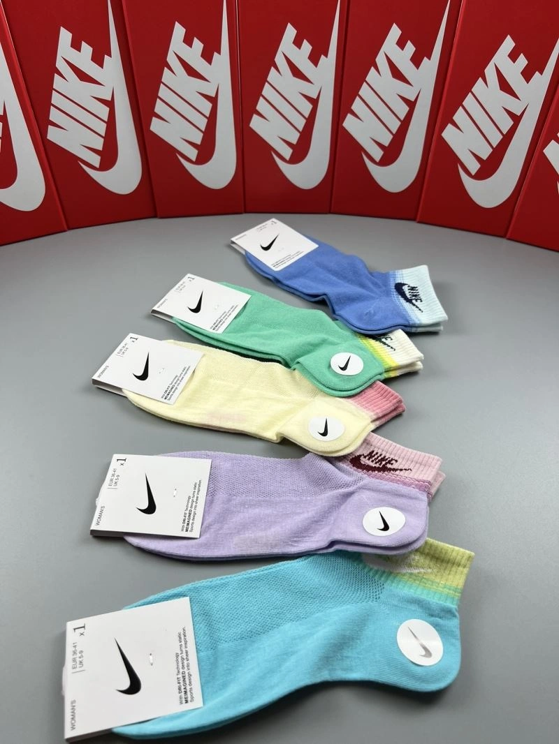 Top mirror Nike Socks