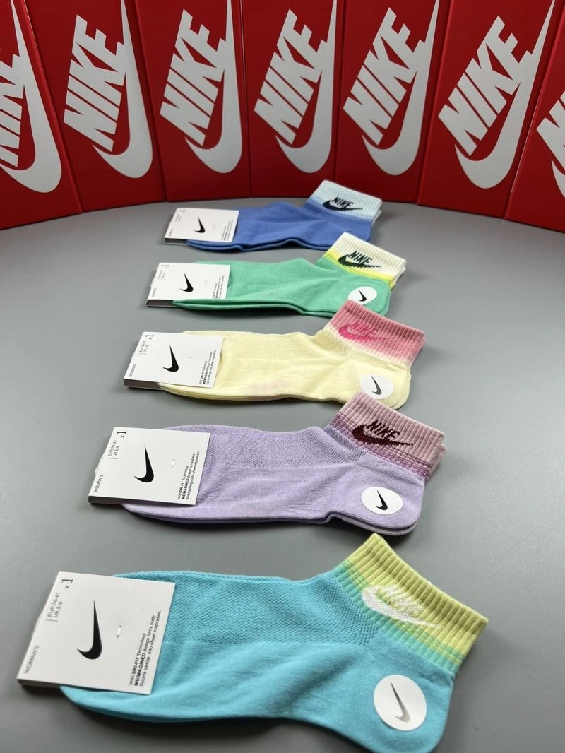 Top mirror Nike Socks
