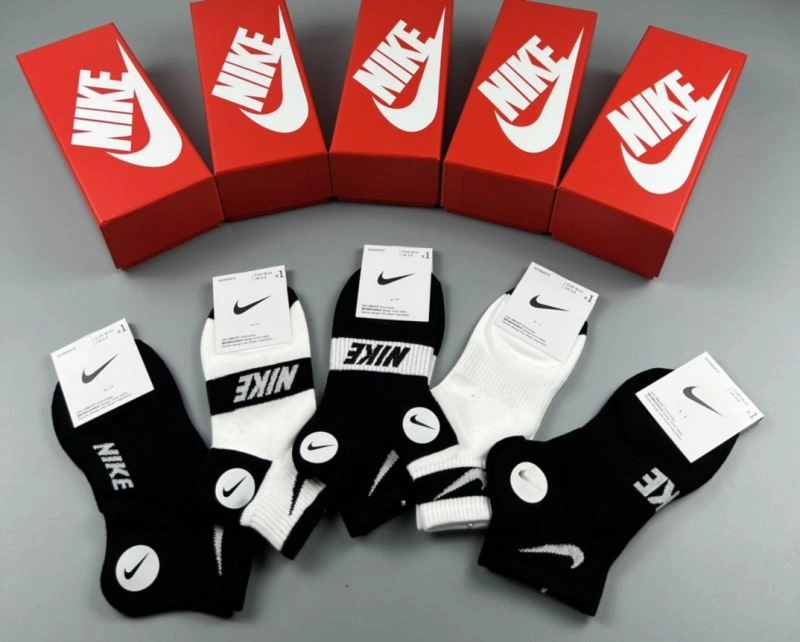 Top mirror Nike Socks