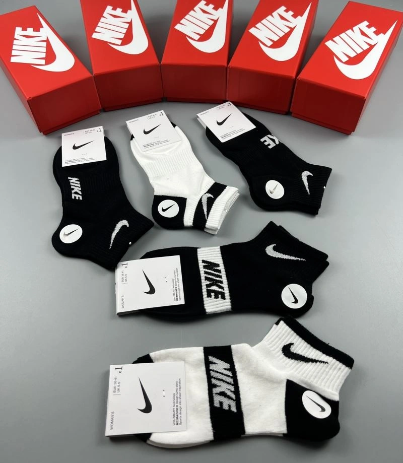 Top mirror Nike Socks