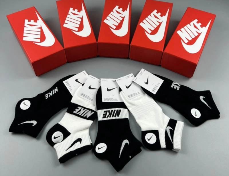 Top mirror Nike Socks