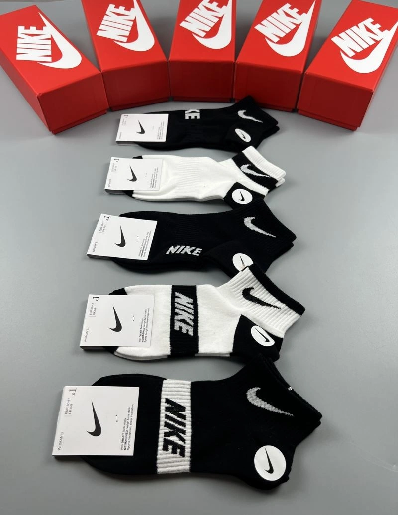 Top mirror Nike Socks