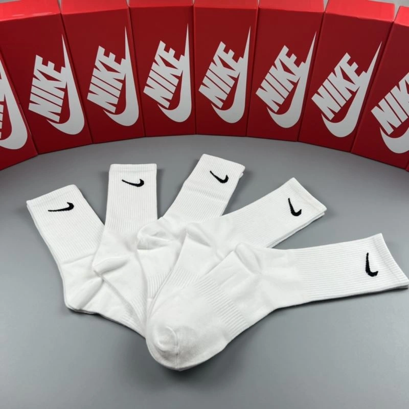 Top match Nike Socks
