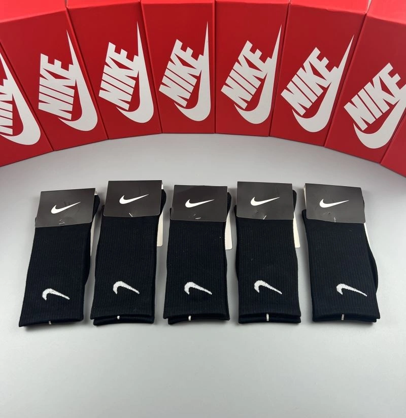 Top match Nike Socks