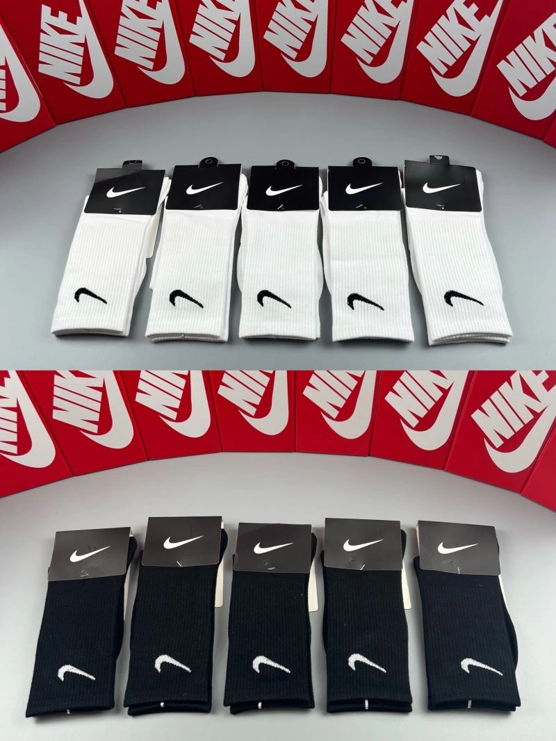 Top match Nike Socks