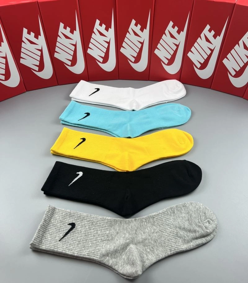 Top match Nike Socks