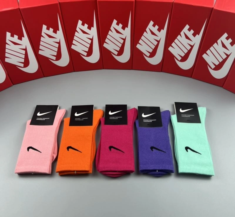 Top match Nike Socks