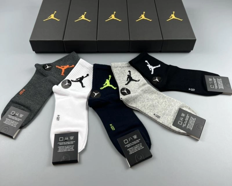 Discounted Nike Socks