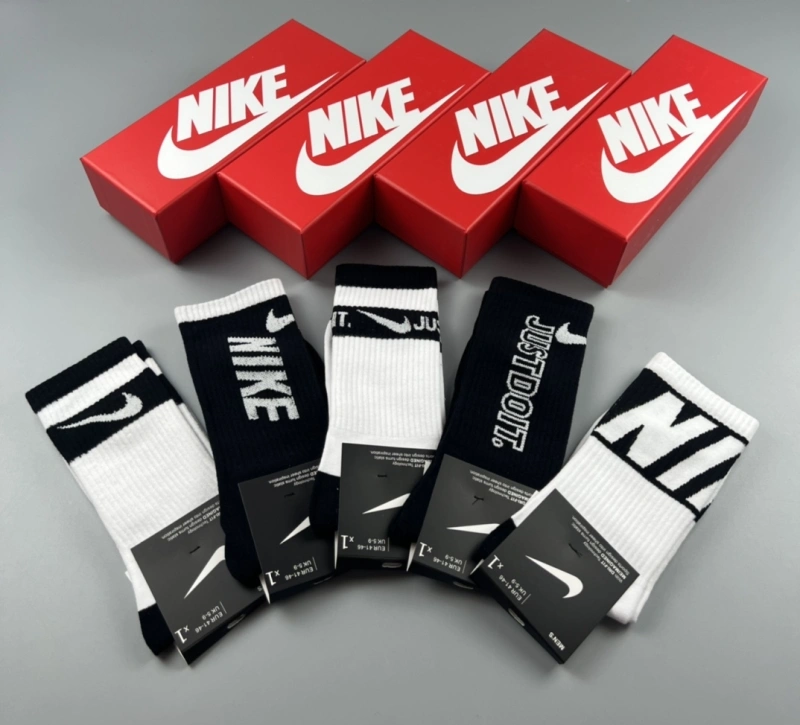 Mirror quality Nike Socks