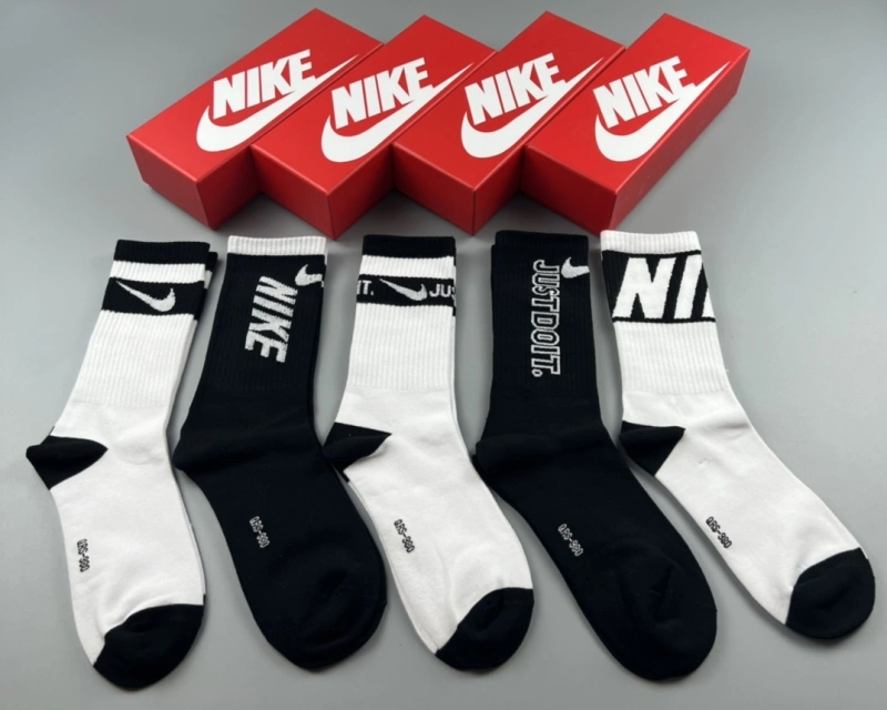 Mirror quality Nike Socks