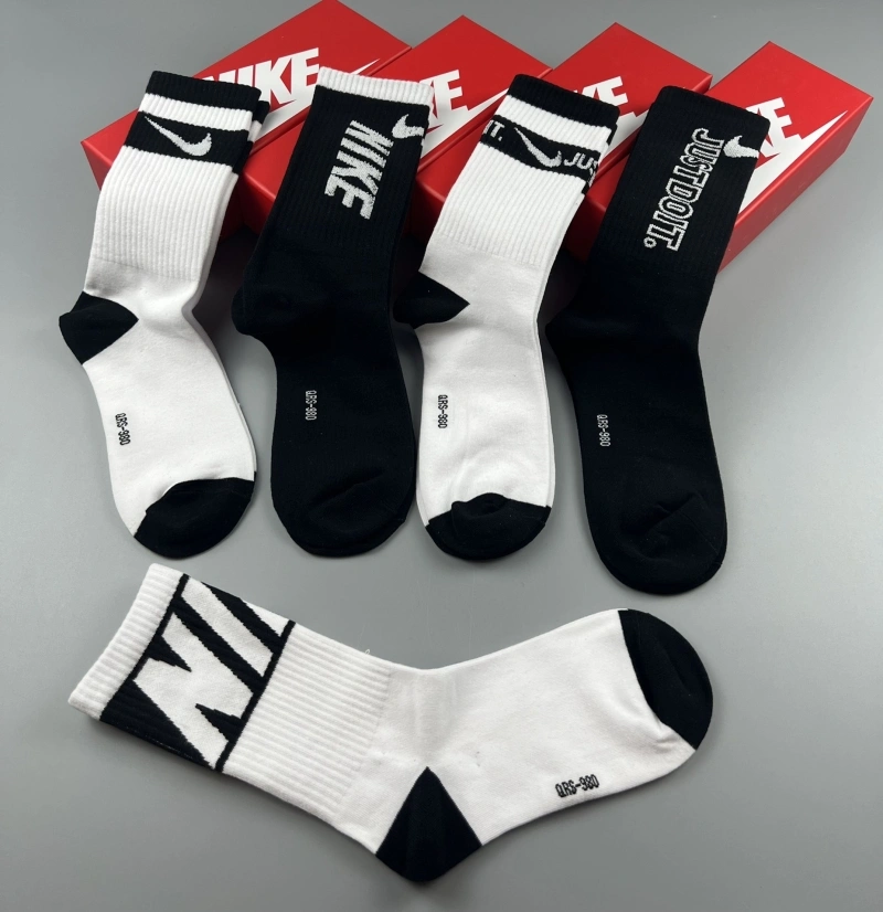 Mirror quality Nike Socks