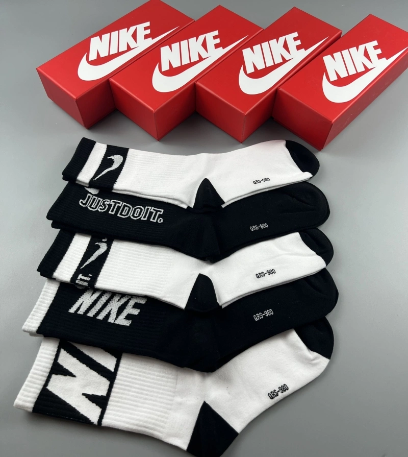 Mirror quality Nike Socks