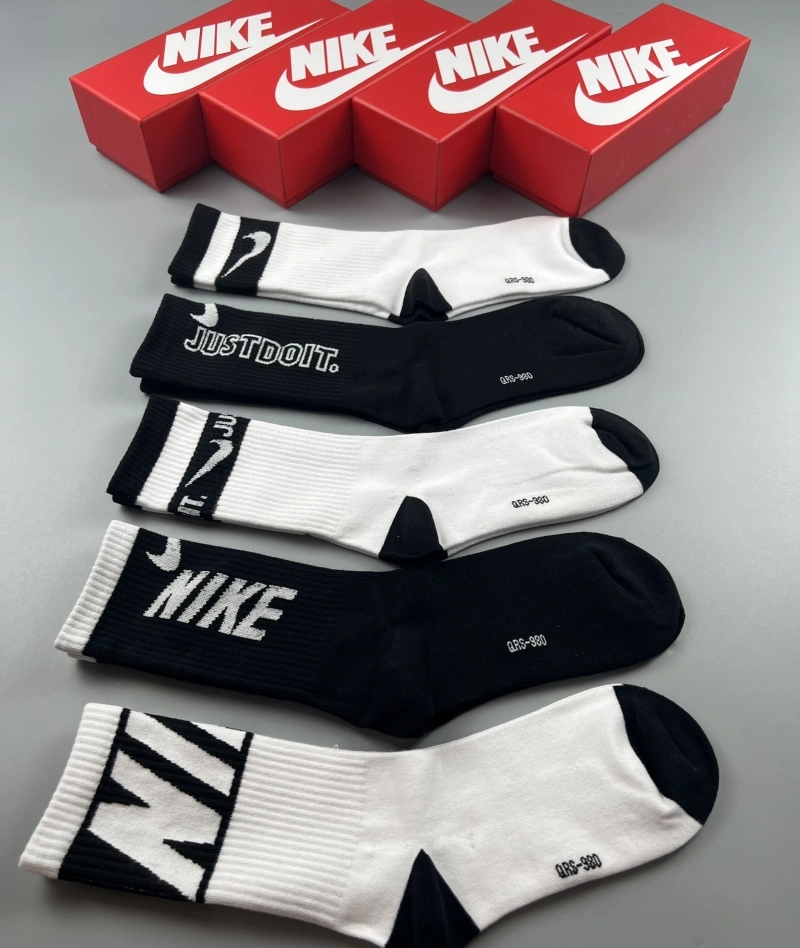 Mirror quality Nike Socks