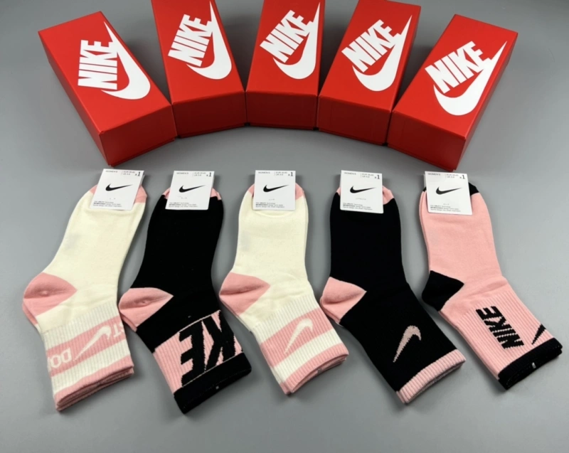 Mirror quality Nike Socks