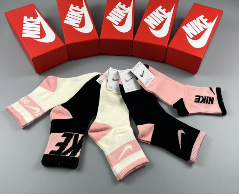 Mirror quality Nike Socks