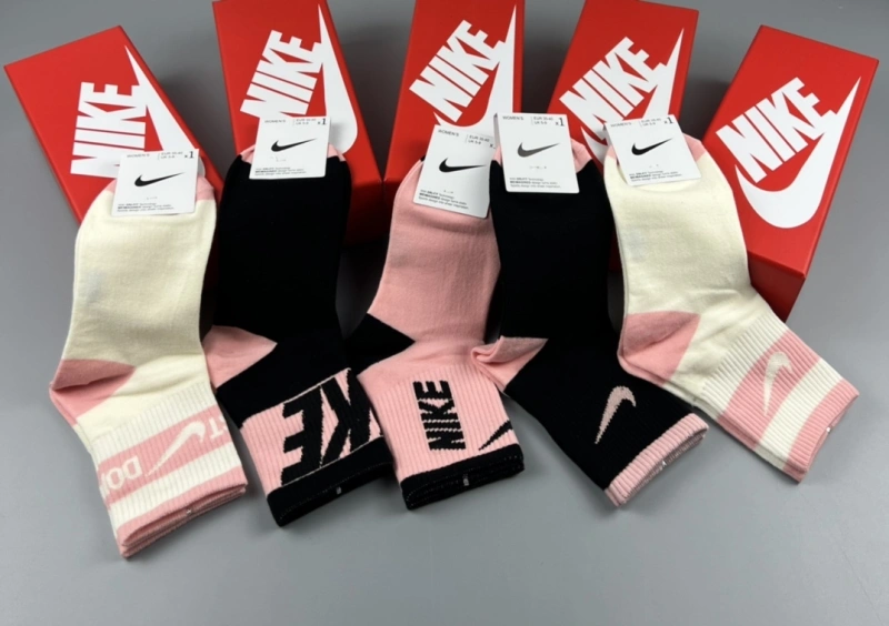 Mirror quality Nike Socks