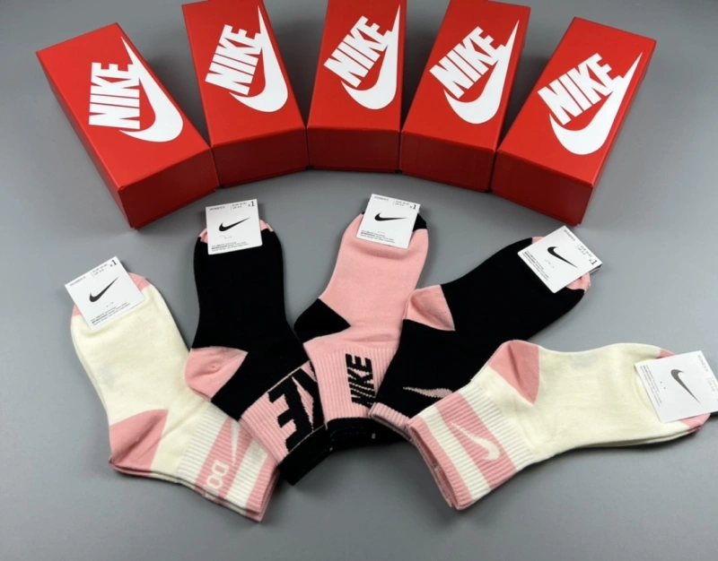 Mirror quality Nike Socks