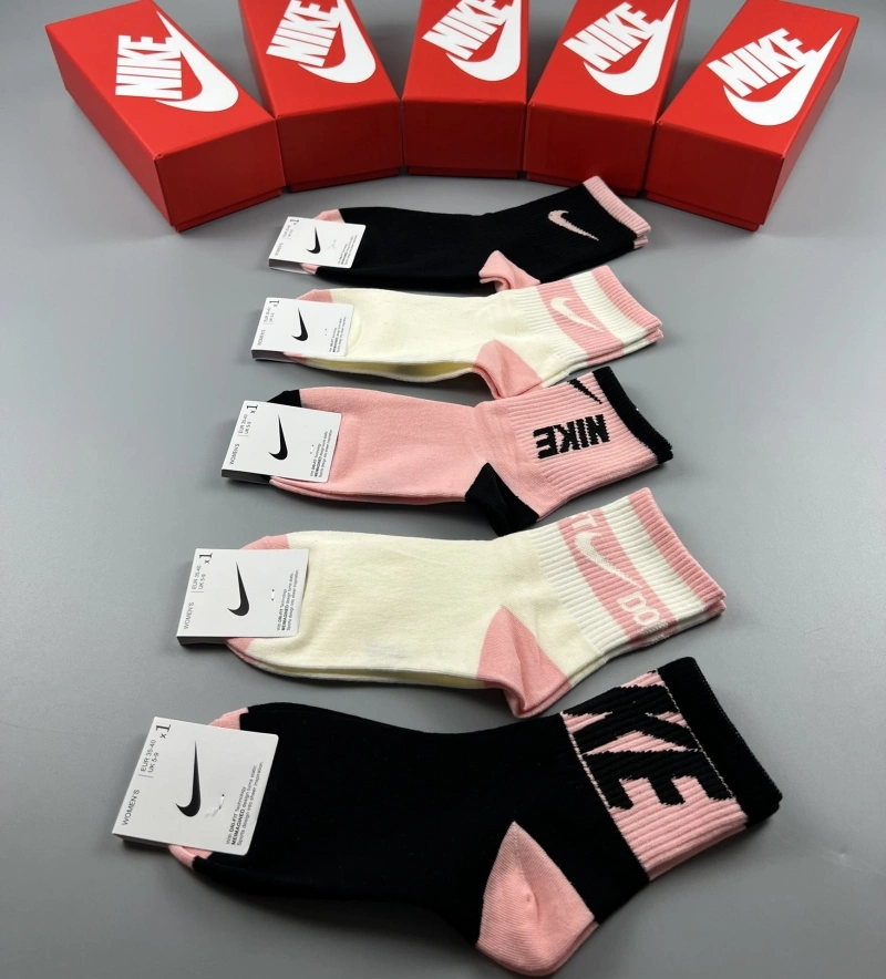 Mirror quality Nike Socks