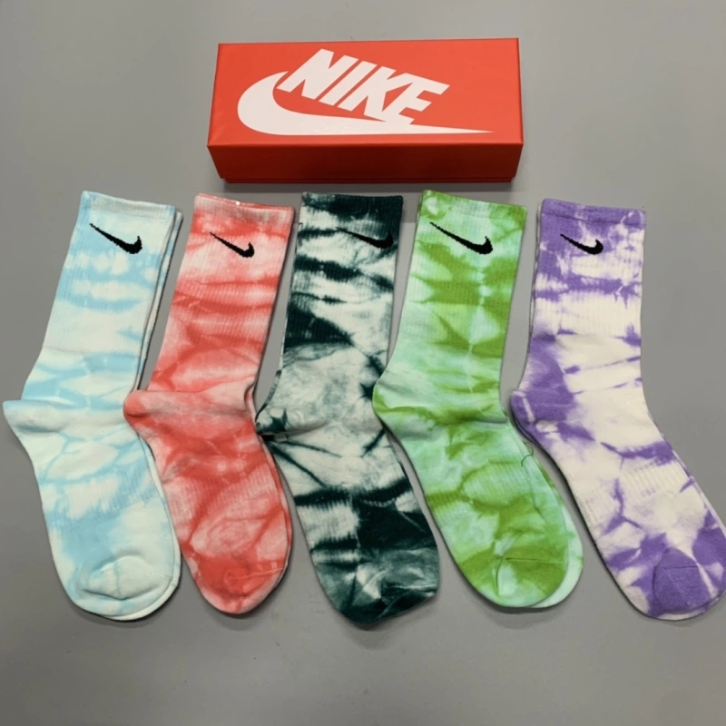 Indistinguishable Nike Socks