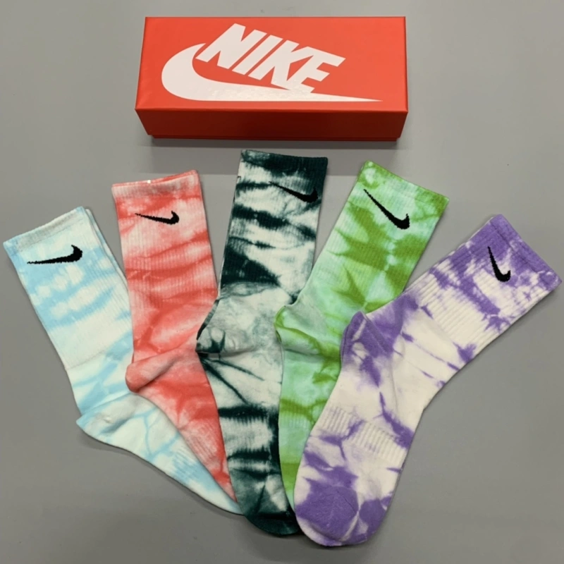 Indistinguishable Nike Socks
