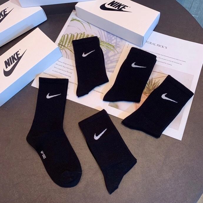 Accurate model Nike Socks
