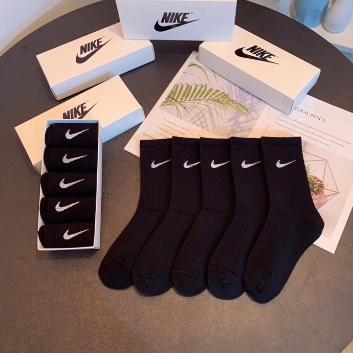 Accurate model Nike Socks