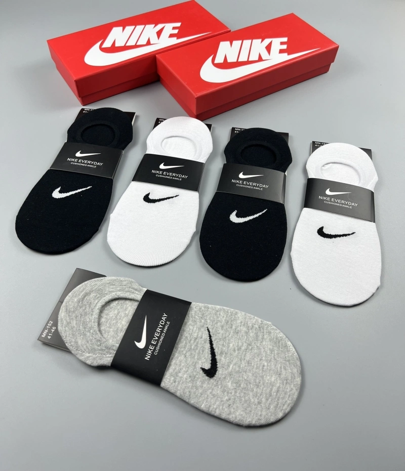 Affordable Nike Socks