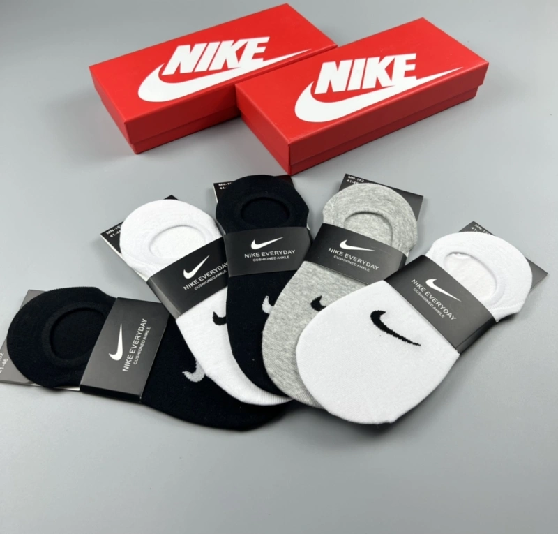 Affordable Nike Socks