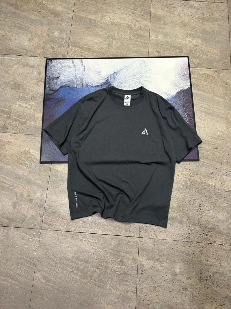 Reasonably priced Nike T-Shirts