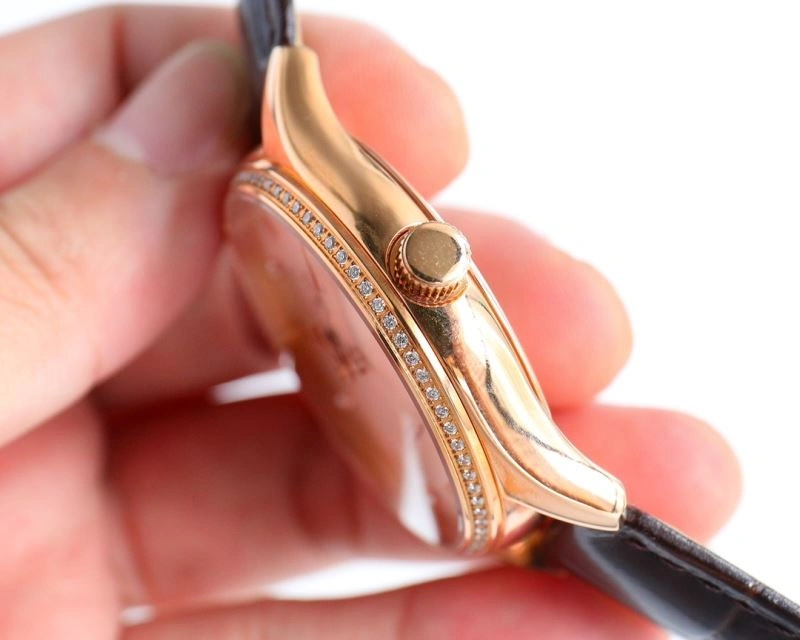 Brand-authenticated OMEGA Watches