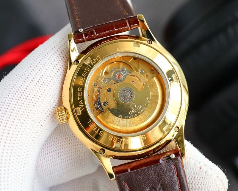Top mirror OMEGA Watches