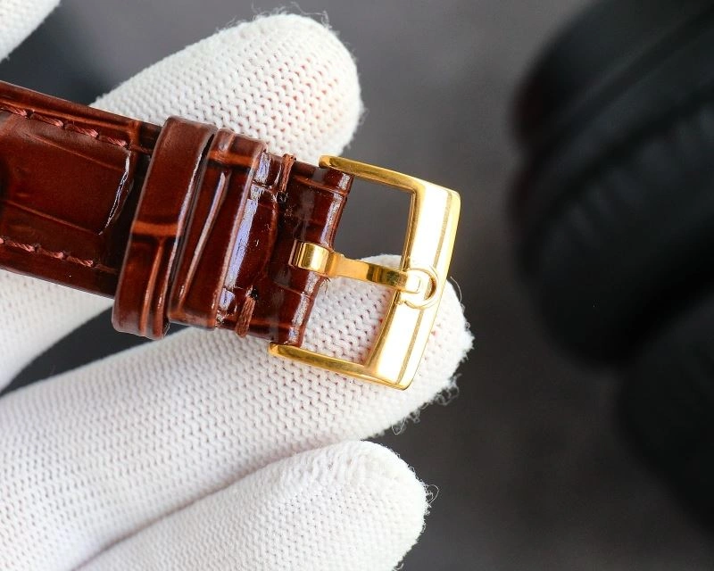 Top mirror OMEGA Watches
