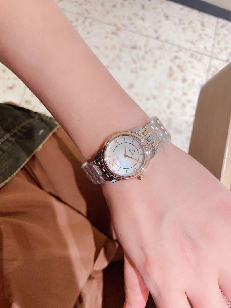 Top mirror OMEGA Watches