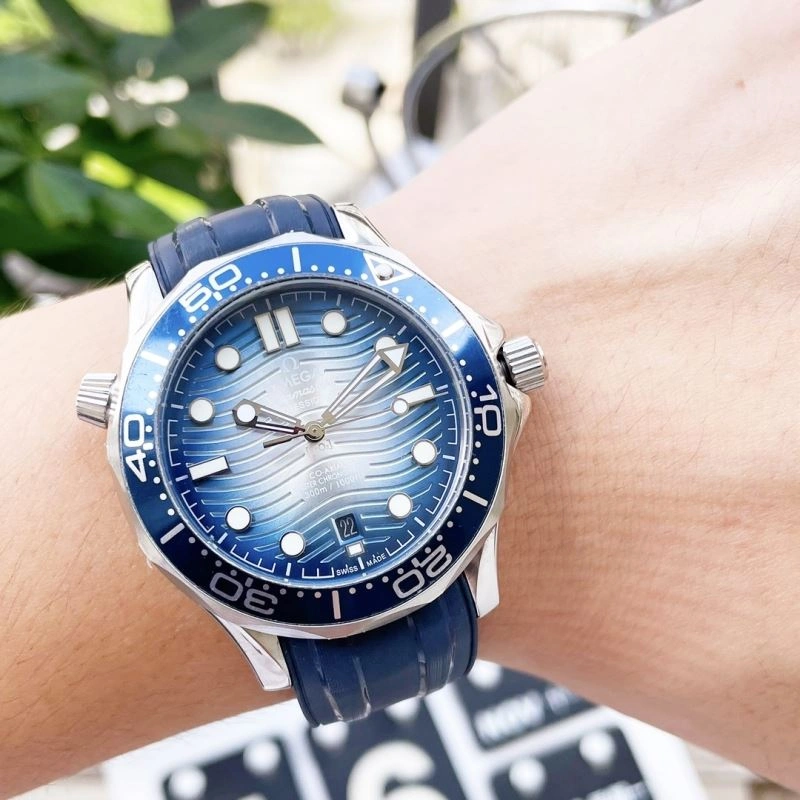 1:1 copy OMEGA Watches