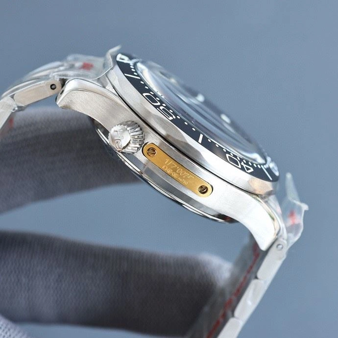 Precise copy OMEGA Watches