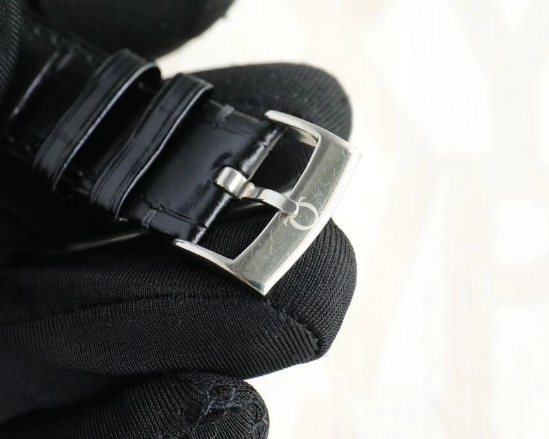 Top mirror OMEGA Watches