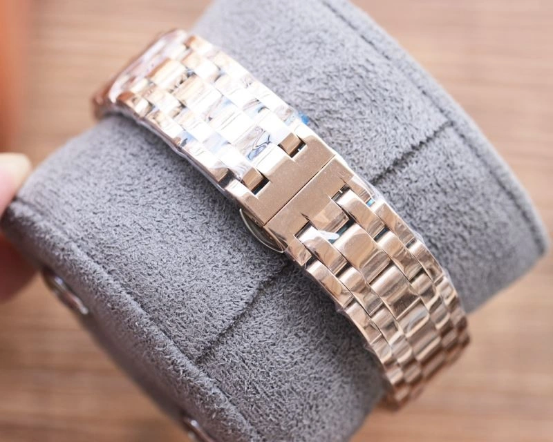 Mirror quality OMEGA Watches