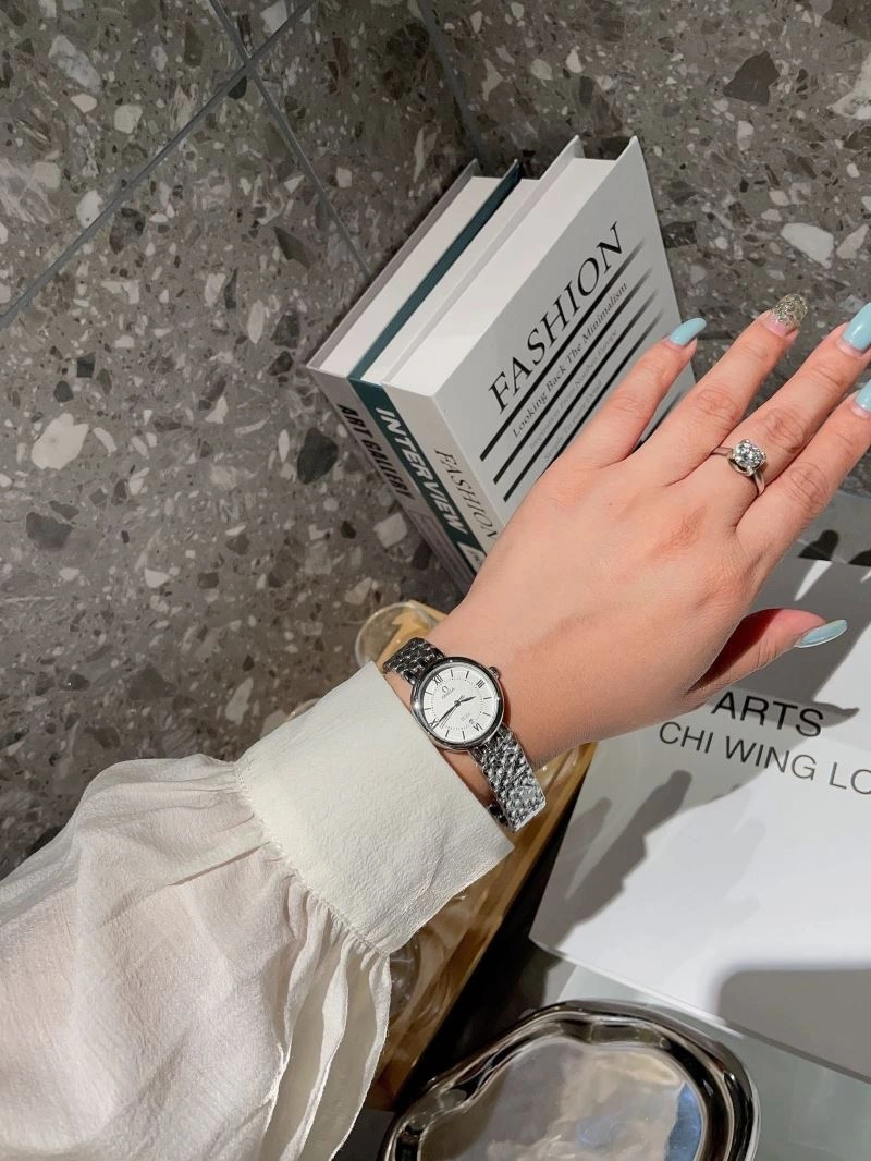1:1 copy OMEGA Watches