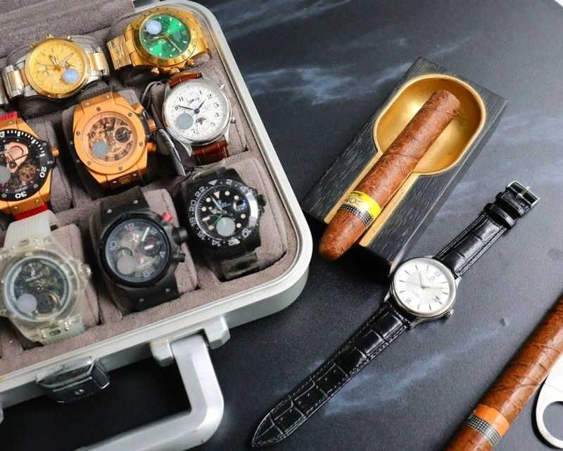 OMEGA Watches