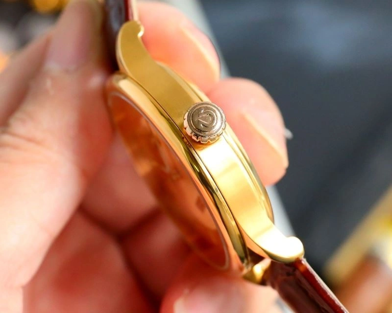 Top mirror OMEGA Watches