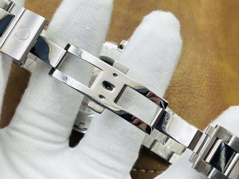 Official OMEGA Watches